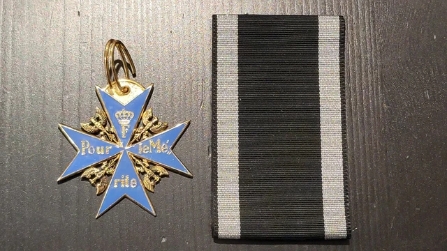 REPRODUCTION WW1 BLUE Blauer Max German Prussian Pour le Merite ...