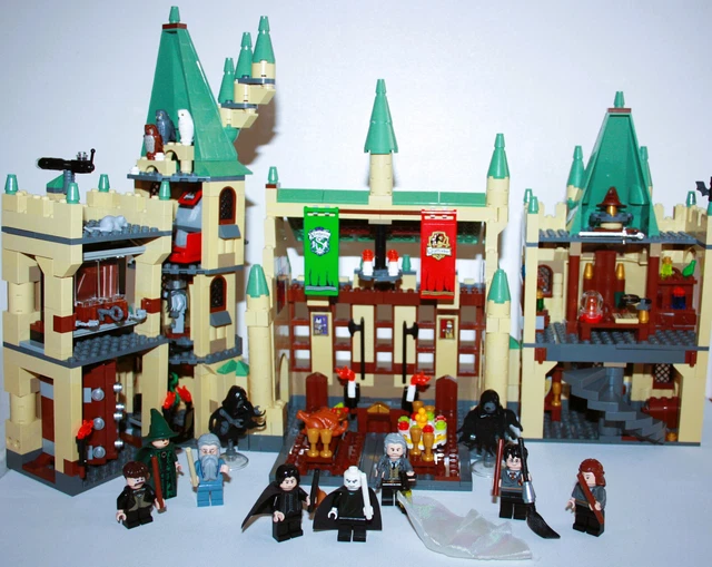 LEGO HARRY POTTER 4842 - Le Château de Poudlard - Hogwarts Castle (4th ...