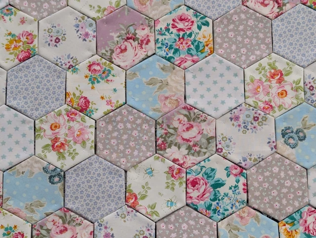 40 X TILDA fabric hexagons sewn to paper template EPP patchwork Set B £ ...