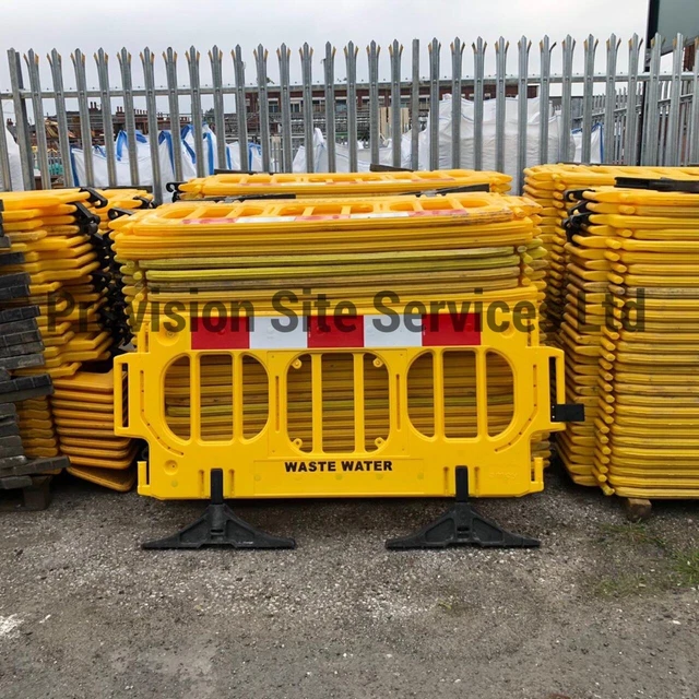 ROAD BARRIERS TRAFFIC Management Chapter 8 Pedestrian Safety £14.00 ...