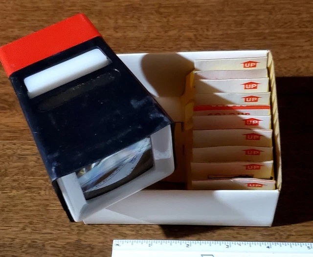 VINTAGE FORTUNA MODEL Viewer Plastic Toy Viewer 10 slides Complete ...