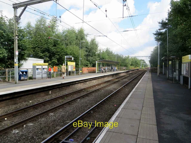 PHOTO 6X4 TIMPERLEY tram stop A Metrolink station on the Bury to ...