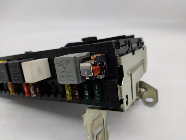 MERCEDES-BENZ W209 W203 Fuse Box Sam Module Control Unit A2035452401 ...