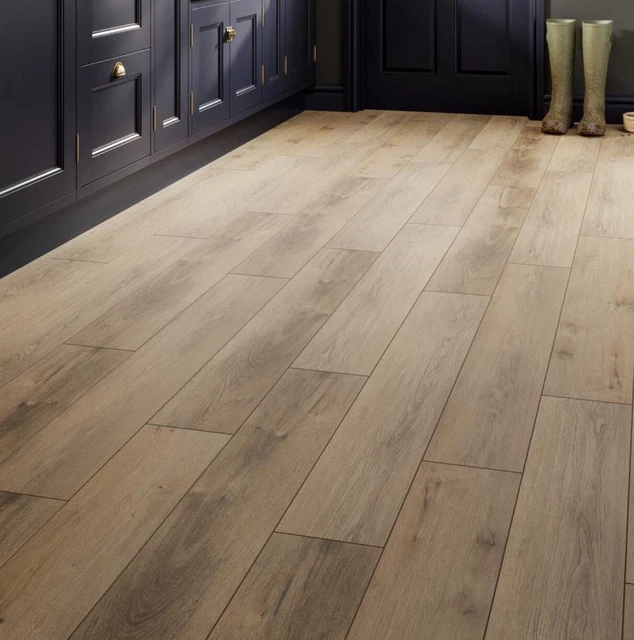 HOWDENS OAKE AND Gray Timeless Oak Luxury Rigid Vinyl Flooring ...