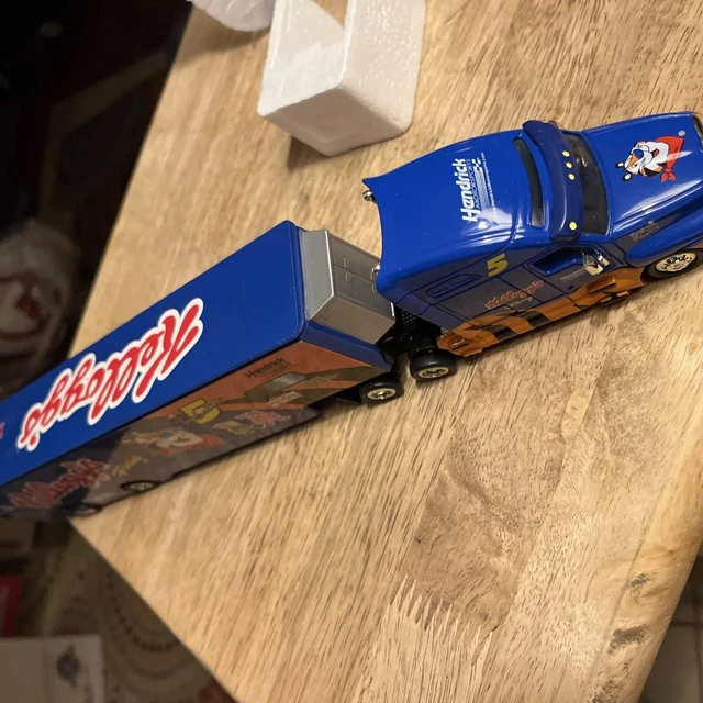 KELLOGG'S RACING #5 Terry Labonte Got Milk Truck Trailer Car Tony Tiger ...