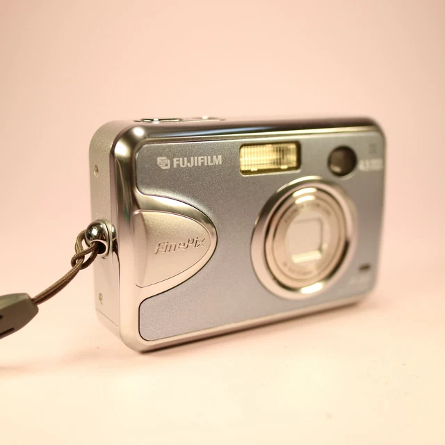 FUJIFILM FINEPIX A360 4.1MP Compact Digital Camera Blue Tested £54.99 ...