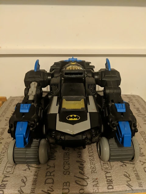 IMAGINEXT BATMAN BATBOT With remote Control Transforming Robot Tank £22 ...
