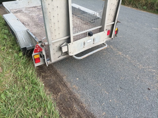 IFOR WILLIAMS GH1054BT Heavy Duty Plant Trailer Beaver Tail 3500 Kg ...