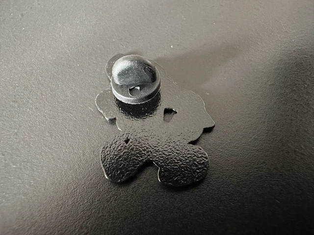 ‘GRUMPY’ DWARF PIN Badge Snow White & Seven Dwarfs Enamel Brooch Disney ...