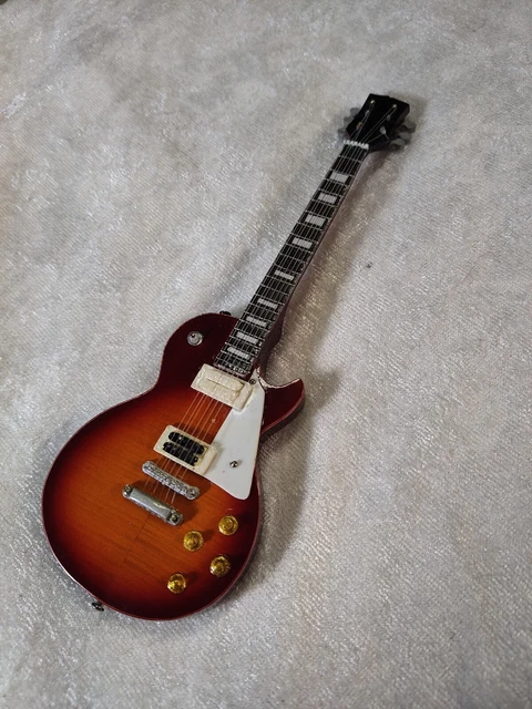 GIBSON LES PAUL Custom Doll Figure 1/6 Scale 7" Cherry Sunburst ...