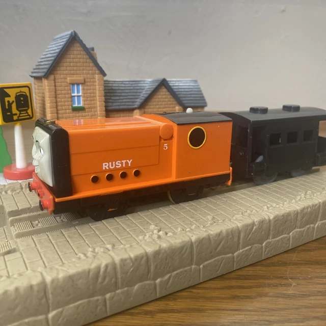 THOMAS & FRIENDS TrackMaster Rusty Motorized Train Engine W/ Brake Van ...