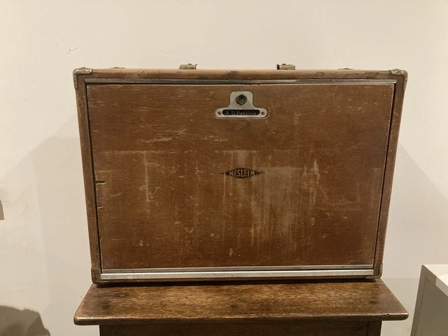 VINTAGE NESLEIN ENGINEERS/COLLECTORS 8 Drawer Tool Chest Cabinet. £52. ...