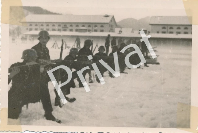 FOTO WK2 GEBIRGSJÄGER 99. Regiment Gewehr pumpen Wehrmacht M1.39 EUR 37 ...