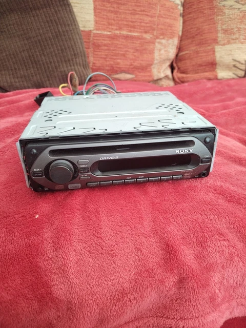 SONY CDX GT100 Xplod GT Series Car Stereo CD Radio Head Player with Auxiliary In £29.99 ...