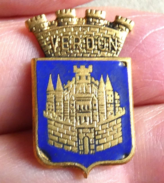 ANCIEN BROCHE BLASON drapeau écusson insigne armoiries VERDUN 55 Meuse. EUR 2,50 - PicClick FR