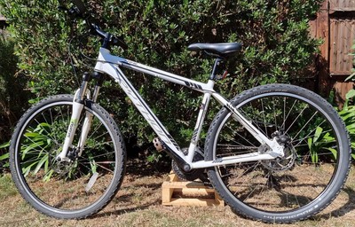 BOYS/SMALL MAN’S PYTHON Trail Mountain Bike, 18” Frame, 21 Gears ...