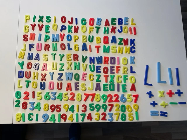119 MAGNET BUCHSTABEN, 57 Zahlen, 10 Rechenzeichen und 4 Sonderzeichen ...