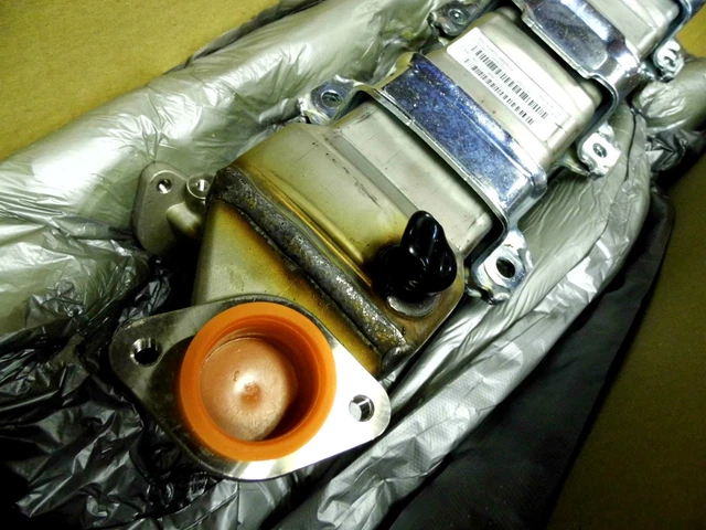 CUMMINS DIESEL Truck Egr Cooler 4352253Rx New Oem $1,102.34 - PicClick CA