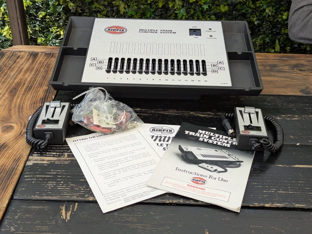 AIRFIX MULTIPLE TRAIN Control System Main Unit & Two Hand Held Controllers £31.88 - PicClick UK