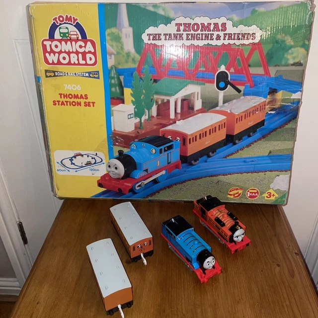 TOMY TOMICA WORLD Thomas the Tank Engine Set 7406 Vintage £22.00 ...