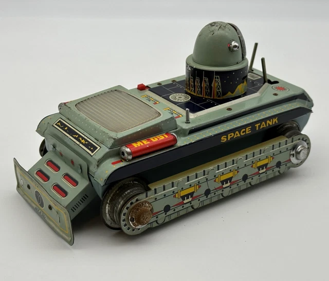 TIN LITHO CHINA Space Tank Toy ME 091 Gyro Control Battery Operated Not ...