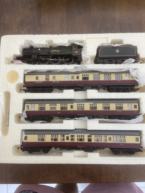 HORNBY LOCOMOTIVE AND Three Mk1 Coaches Torbay Express £94.28 - PicClick UK
