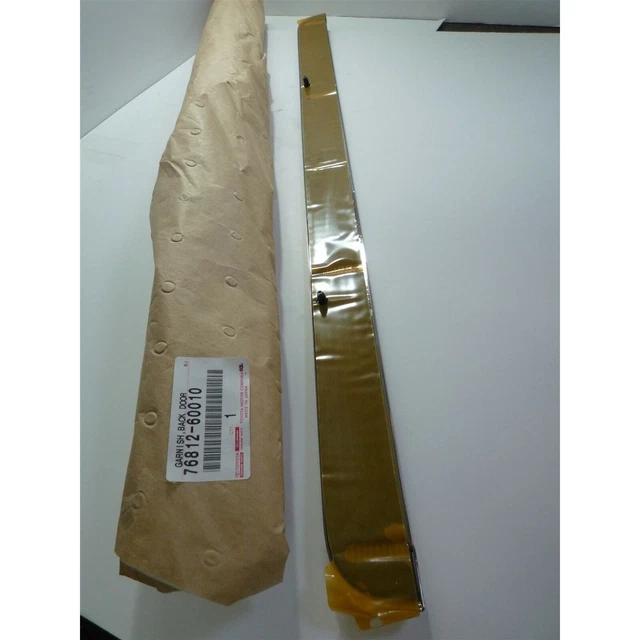 TOYOTA LEXUSGENUINE / LAND CRUISER LX470 98-02 Back Door Garnish Trim ...