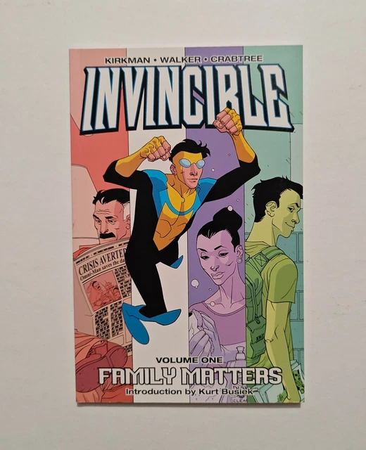 INVINCIBLE VOL. 1 couverture souple Family Matters [Coll #1-4] SC TPB ...