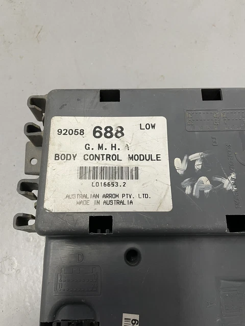 HOLDEN COMMODORE BODY Control Module BCM VT 688 LOW $70.00 - PicClick AU