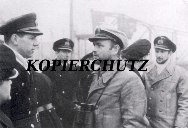 U-BOOT-KRIEG FOTO U 751 Kommandant Gerhard Bigalk In Stützpunkt St ...