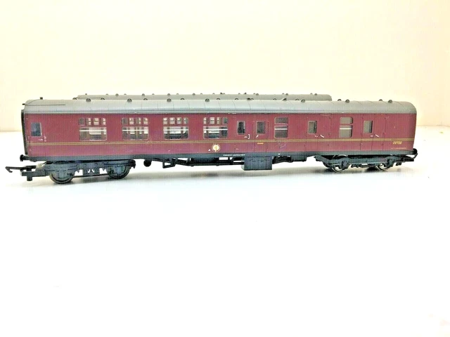 HORNBY R4149A Harry Potters Hogwarts Mk1 Bsk Brake/Second Corridor ...
