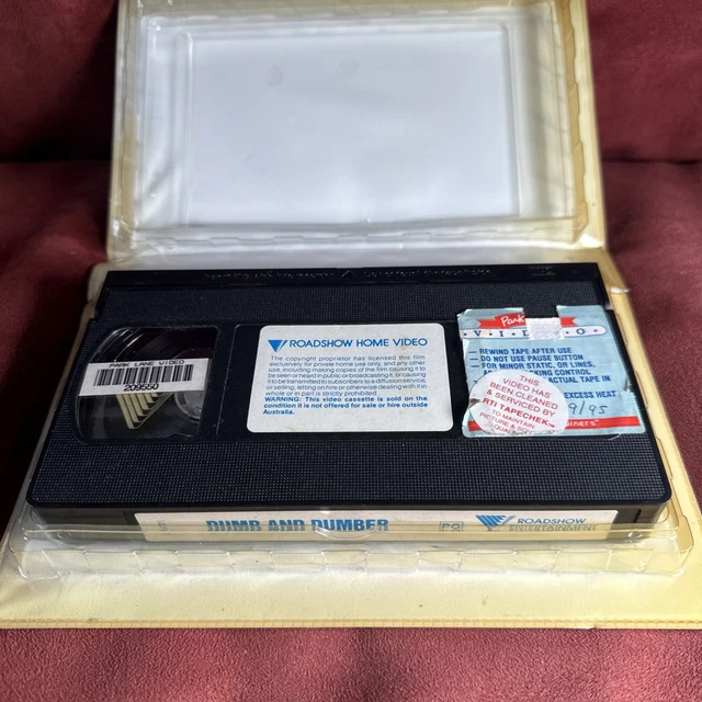 DUMB AND DUMBER (VHS, Clamshell, 1994) - Jim Carrey & Jeff - Free ...
