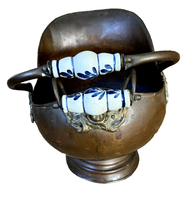 VINTAGE COPPER/BRASS COAL Scuttle/Log Large Fireman Helmet Delft Style ...