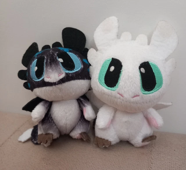 HOW TO TRAIN Your Dragon Toothless & Light Fury Mini Plush £3.99 ...