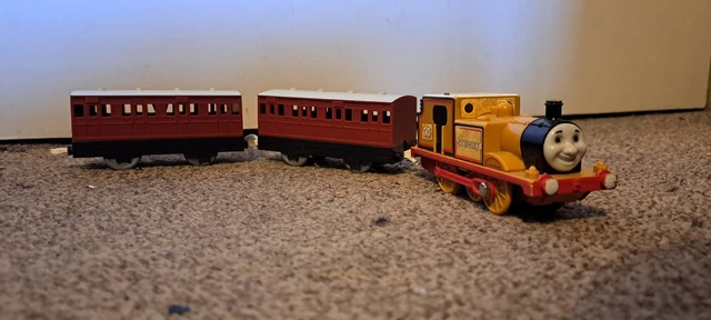 THOMAS & FRIENDS Tomy Stepney And Red Branch line Coaches (Used) £8.00 ...