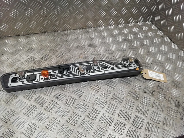 MERCEDES SPRINTER 2020 Rear Light Bulb Holder Right A9108206900 £25.00 ...