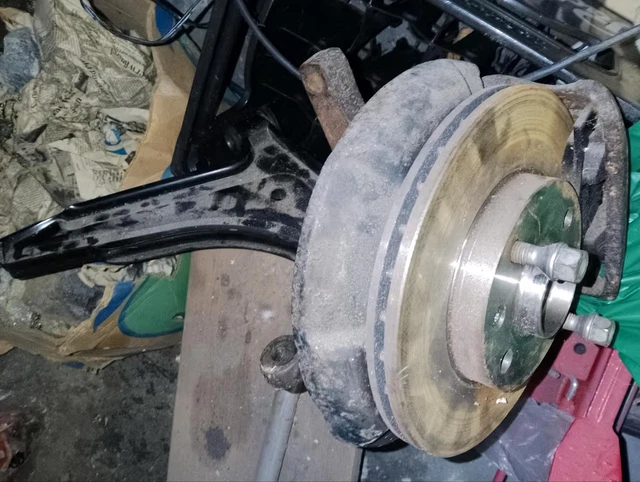 ACHSSCHENKEL VORNE LI+RE Golf 1 Cabrio mit Dreieckslenker+Bremsscheiben ...