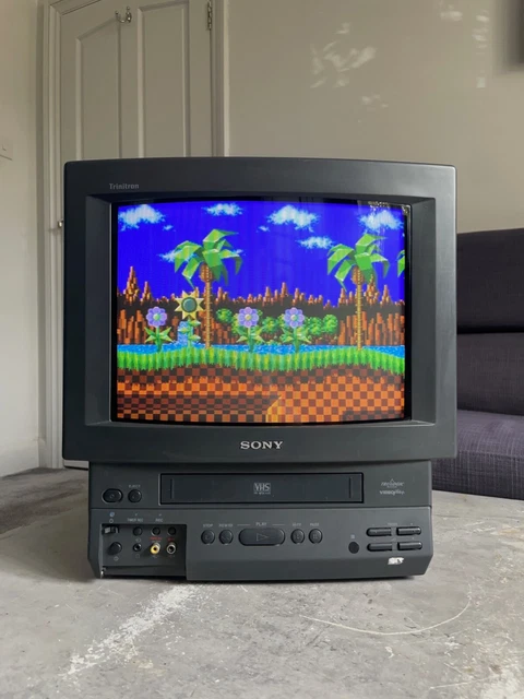 SONY TRINITRON KV-14V6U 14" VHS Combi Retro Gaming CRT TV £299.99 ...