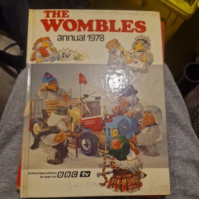 THE WOMBLES BOOK Annuals 1975 and 1977 £11.33 - PicClick UK