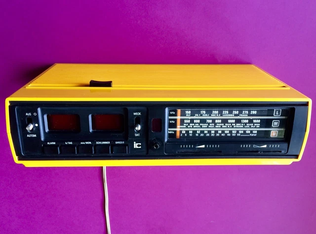 GRUNDIG SONO CLOCK 21 Radio Alarm LED Clock 60 70 Yellow Flip Flip ...