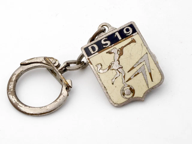 PORTE CLÉS ANCIEN - Émaillé - Keychain - Key Fob - Citroën Ds 19 ...