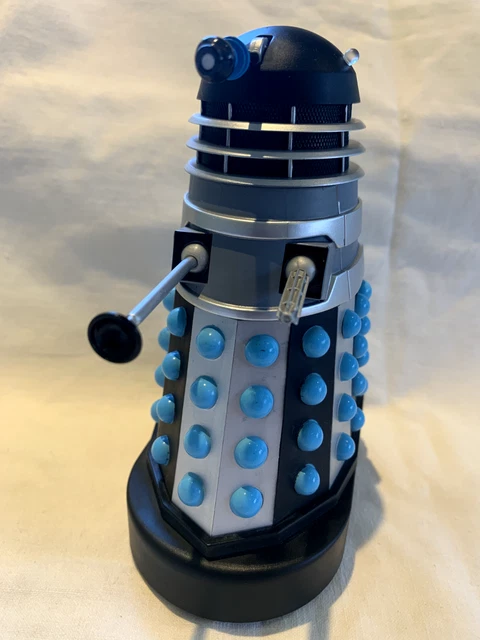 SAUCER PILOT COMMANDER Dalek figure from 1960s Dr Who Dalek Invasion of ...