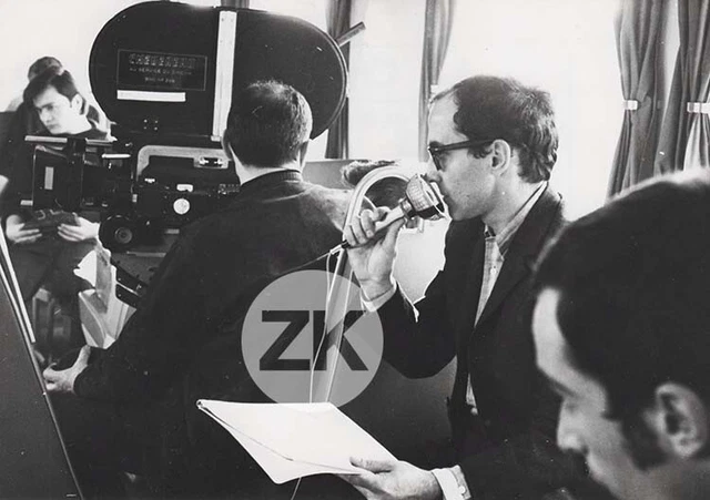 JEAN-LUC GODARD NOUVELLE Vague Behind the Scenes Camera LA CHINOISE ...