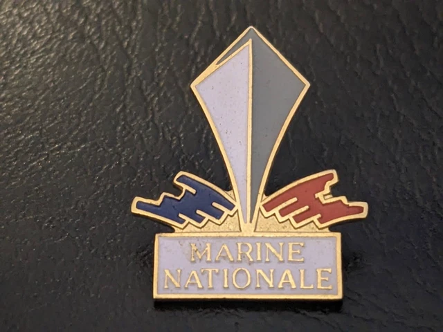 PIN'S PINS INSIGNE Militaire Armée Marine Nationale Militaria Armée ...
