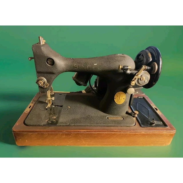 RARE ANTIQUE VINTAGE Singer Sewing Machine Read Description £556.59 ...