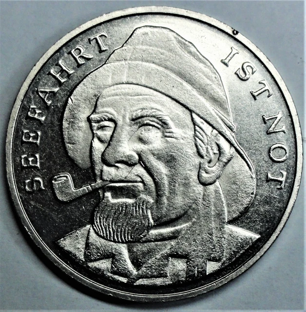 'SEEFAHRT IST NOT' Medaille 1976 - SEGELSCHULSCHIFF GORCH FOCK - st/unc ...