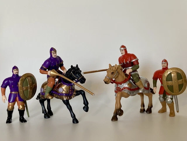 EARLY LEARNING CENTRE Medieval Castle Jousting Knight Figures Set £14. ...