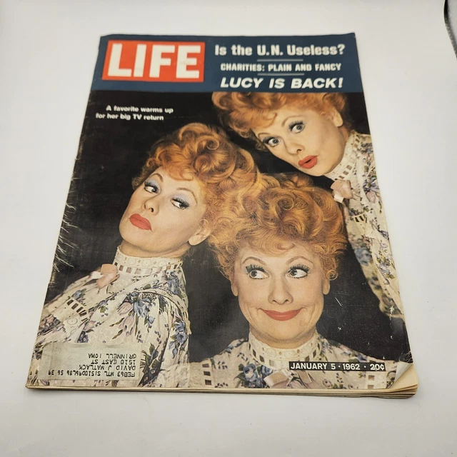 LUCILLE BALL LIFE Magazine January 5, 1962 Lucy is Back Also Julie ...