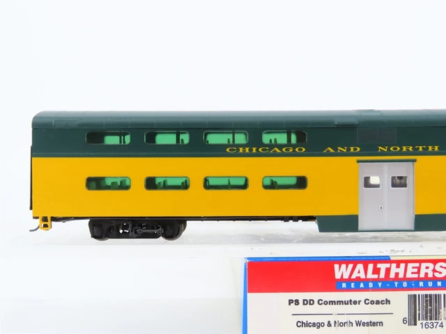 HO SCALE WALTHERS 932-6251 CNW PS Double-Decker Commuter Coach ...