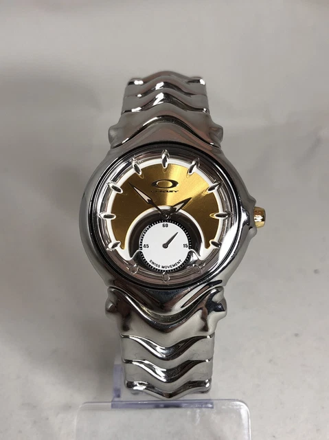 OAKLEY JURY WATCH LADIES Gold dial in Original Box £455.00 - PicClick UK
